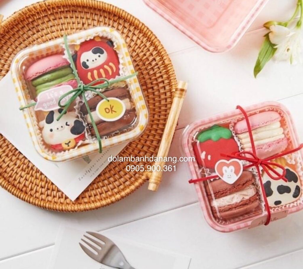 Hộp nhựa caro nắp trong(10 cái) - Làm Bánh Không Khó